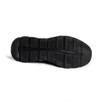 China Unisex Lace up Fly Knit Fabric Upper Slip Resistant Rubber Sole Steel Toe Fashion Safety Shoes for sale