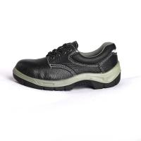 China Comfortable EVA Insole Black Leather Steel Toe Protection Men'S Non Slip Work Boots for sale