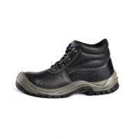China Mid Cut Comfortable EVA Insole Mesh Lining Oil Resistant Work Boots With Steel Toe Safety Shoes for sale