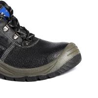 China Mid Cut Comfortable EVA Insole Mesh Lining Oil Resistant Work Boots With Steel Toe Safety Shoes for sale