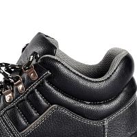 China Mesh Lining Middle Cut Safety Shoes Ideal for Warehouse Workers' Protection for sale