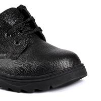 China Steel Toe And Plate Low Cut Safety Shoes EU 36-47 With Anti-Slip And Shock-Absorbing Customization for sale