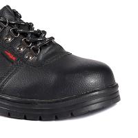 China Disposable Shoe Covers--Safety Protective Goggle with Lace-up Closure Affordable and Durable Range USD10-20 for sale