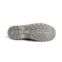 China Anti-puncture Function Lace-up Closure Waterproof and Oil-resistant Protective Shoes for Industrial for sale