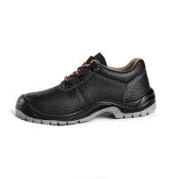 China Anti-puncture Function Lace-up Closure Waterproof and Oil-resistant Protective Shoes for Industrial for sale