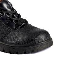 China Leather Anti-Slip Low-Profile Work Boots For EU 36-47 Size And Workplace Safety shoes for sale