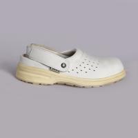 China Unisex Low Cut Safety Shoes With Oil Resistant And Embossed Cow Leather Upper for sale