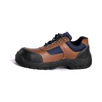 China EU 36-47 Anti-slip Low-profile Work Boots For Slip Resistant Performance for sale