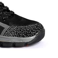 China Breathable Flyknit Protective Footwear EVA Outsole Perfect Durable Design for sale