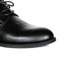 China Mesh Upper Cement Normal Shoes Waterproof Chemical Resistant Performance Genuine Leather for sale