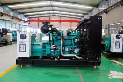 China 1900KVA Diesel Engine Generator Set with Digital Control Panel for Industrial Power Applications for sale