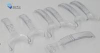 China Stainless Steel Orthodontic Dental Lip Retractor Different Types And Sizes for sale