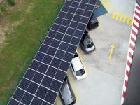 China Modular Solar Carport with Prefabricated Steel Structure & N-Type Bifacial Panels - 5200x6000mm, A-Grade Fireproof, 25-Year Lifespan for sale