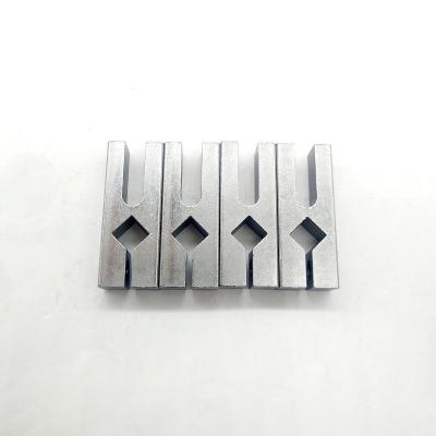 China Custom All Aluminum Pillar Fixed Clamp Waist Shaped Hole Mounting Base 80mm Width CNC Machined for sale