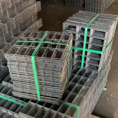 China Hot Dipped Galvanized Fence Gabion 6m Welded Wire Mesh Panels for sale