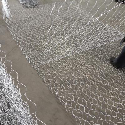 China Hexagonal Hole Woven 2.7mm Rock Gabion Baskets for sale