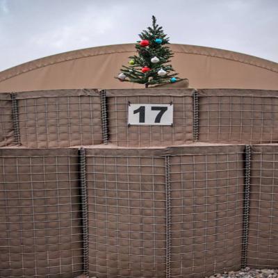 China Welded 4mm Q195 Gabion Noise Barrier Wall For Military Defense for sale