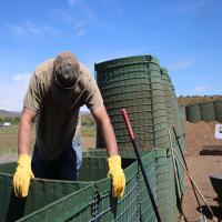 China Q195 Hot Dipped Galvanized Defensive Barrier For Military for sale