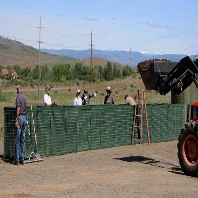 China Military Gabion Basket Hesco Mil1 Flood Control Defensive Barrier 4mm for sale