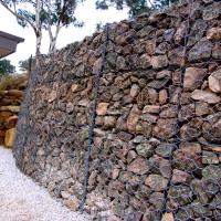China 2.7mm Galvanized Retaining Wall Woven Gabion Baskets for sale