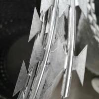China 450mm Razor Hot Dipped Concertina Barbed Wire for sale