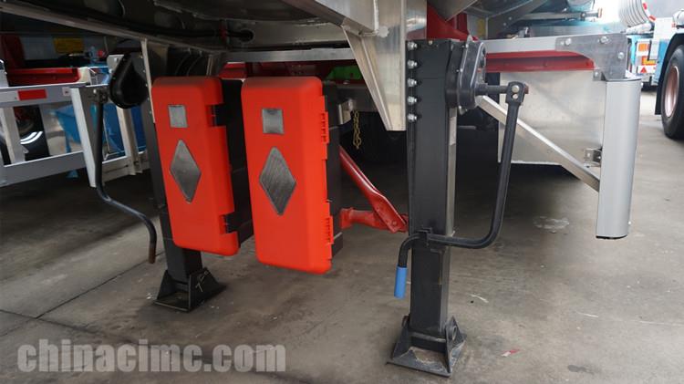 CIMC 45000 Liters Fuel Tanker Trailer of Aluminium for Sale in Guinea