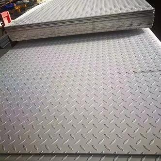 China 6mm Hot Rolled 304 Stainless Steel SS Checkered Plate For Building for sale