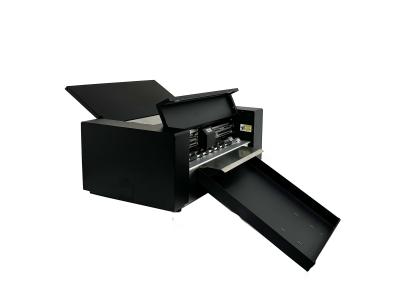 China 1600mm/s Auto-contour Cutting Machine WIFI Connected Cutter For Graphic Design Studios And Print Shops  for sale
