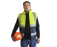 China Short Industrial Work Jackets Reversible Comfortable Hi Vis Winter Bomber Jacket  for sale