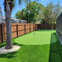 China Mini Indoor Outdoor Artificial Putting Green Garden 35mm for sale