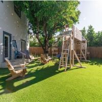 China Garden Decoration Synthetic Grass Mat 35mm Anti Fading Yarn for sale