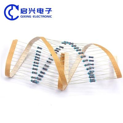 China 1/4W Carbon Film Resistor 0.25W 1% Tolerance 300V Max Working Voltage 0.1Ω-22MΩ Range for sale