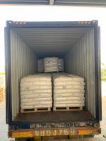 China Saturated 93/7 TGIC Polyester Resin For Powder Coating With Excellent Levelling for sale