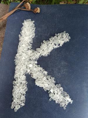 China TGIC Cure Polyester Epoxy Resin 95:5 with Chemical Resistance for Low Gloss Powder Coatings for sale