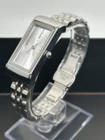 China Silver Dial Analog Wrist Watch Stainless Steel With Date Display And Luminous Hands for sale