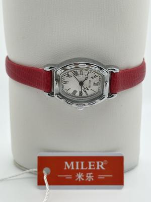 China Modern Leather Strap Watches Laser Engraved Logo 30 Meters Water Resistant for sale