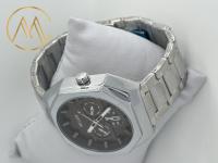 China Diamond Type Case Shape Stainless Steel Strap Watch with Quartz Movement and Customized OEM LOGO for sale