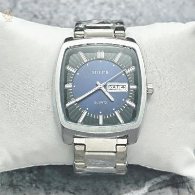 China Fashionable Classic Men′s Waterproof Watch with Stainless Steel Strap for sale
