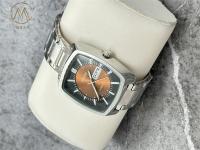 China Business Quartz Design Wrist Classic Waterproof Watch for Men and Women for sale
