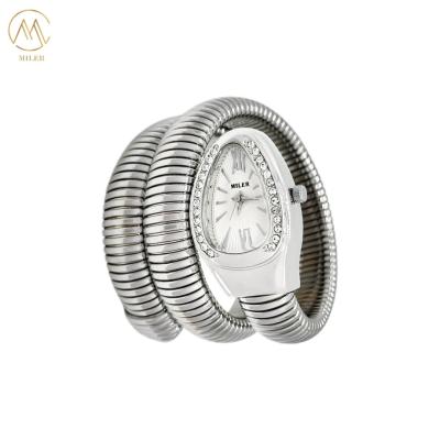 China Wholesale Quartz Creative Snake-Shape Two-Ring Silver Alloy Band Full Diamond  Watch for Lady for sale