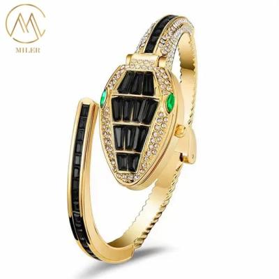 China Miler Stainless Steel Quartz Dress Watch 30m Waterproof White Dial for sale