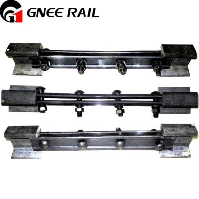 China UIC60 Rail Fishplate 4 Holes Bolt Holes for Fastening and Securing Steel Rails for sale