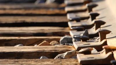 China ISO Approved Black Oxide Dog Spikes For Sturdy Long Lasting Rail Construction for sale