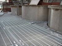 China Hot Dipped Galvanized Steel Grating and Steel Structure Walkway Compliant with ANSI/NAAMM MBG 531/532/533 EN 10025 GB/T 700/711 Standards for sale