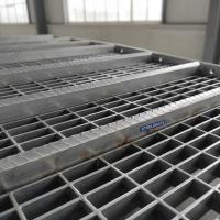 China Anti-Corrosion Slip-Resistant Steel Grating Stair Treads with High Bearing Capacity for Industrial Use for sale