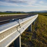 China Crash Rated W-Beam Guardrail Hot DIP Galvanized Steel Highway Guardrail for Traffic Safety EN 1317 Standard for sale