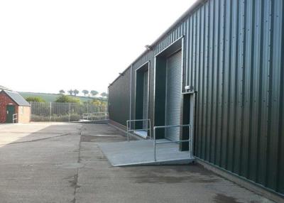 China Construction Cycle Shop Prebuilt Steel Structure Building Hot Dip Galvanized for sale