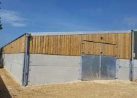 China Customised Prefabricated Windproof Steel Structure Building Construction for sale