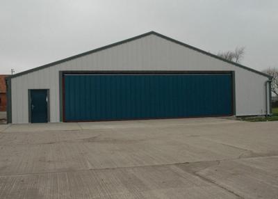 China Customized Light Steel Frame Structure Prefab Aircraft Hangar for sale