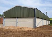 China Q235 Modern Prefab Agricultural Buildings With Concrete Panels for sale